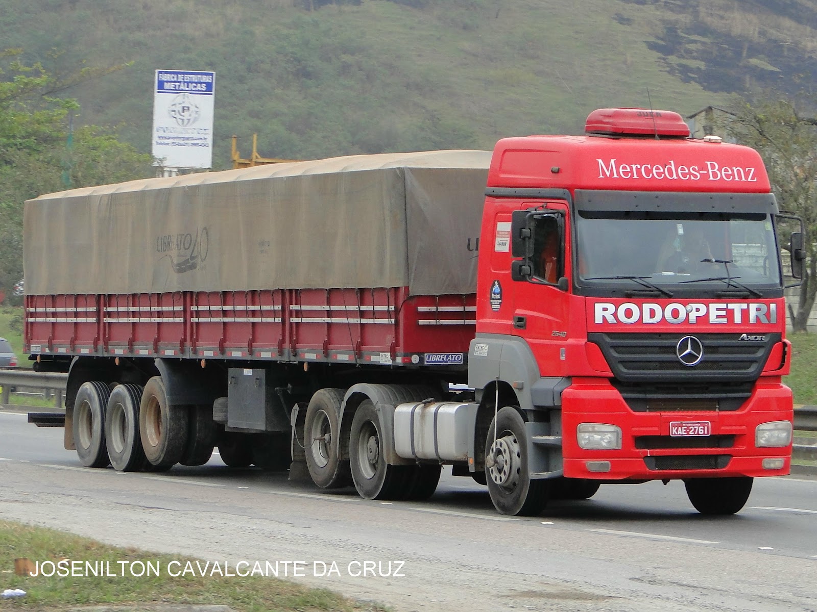 CAMINHÕES NA ESTRADA: Mercedes-Benz Axor 2540