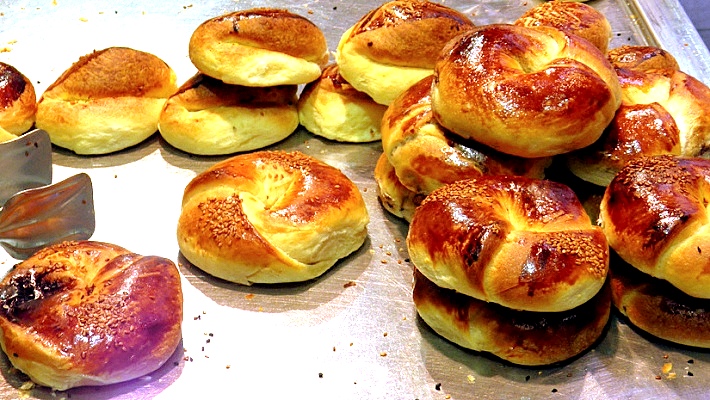 Berfend Ber: Türk Sokak Yiyecekleri " Açma " / Turkish Street Food " Acma