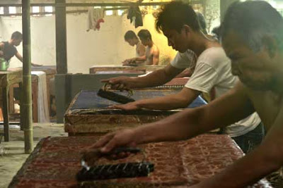 International Batik Center: Proses pembuatan batik