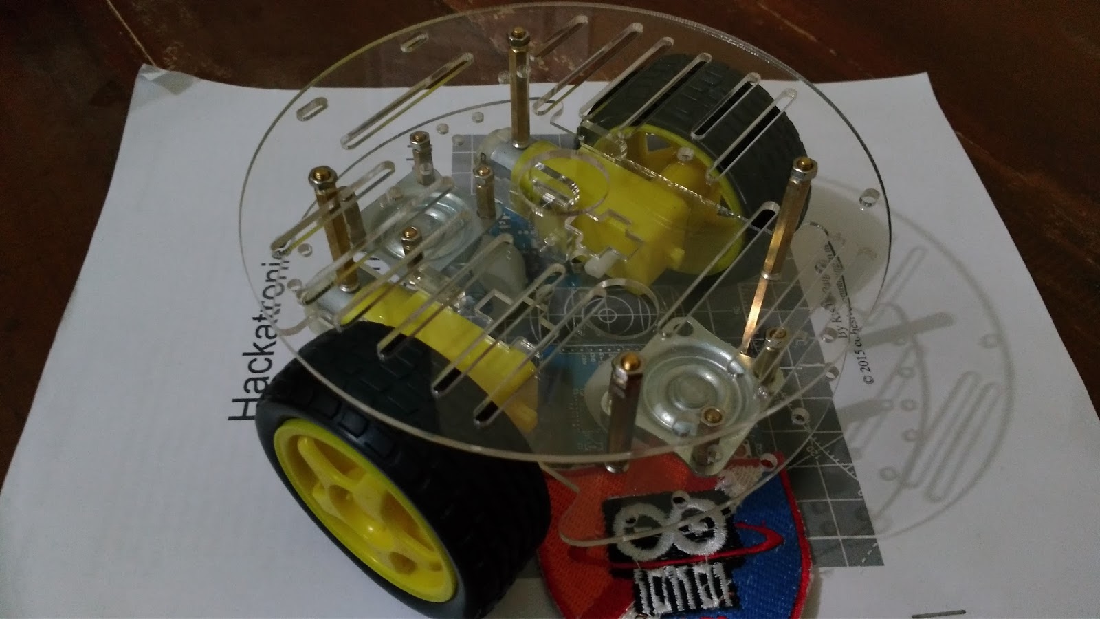 MERAKIT SIMPLE ARDUINO BLUETOOTH SUMO ROBOT DENGAN REMOTE ANDROID