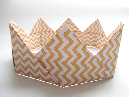 Origami-Instructions.com: Easy Origami Modular Crown