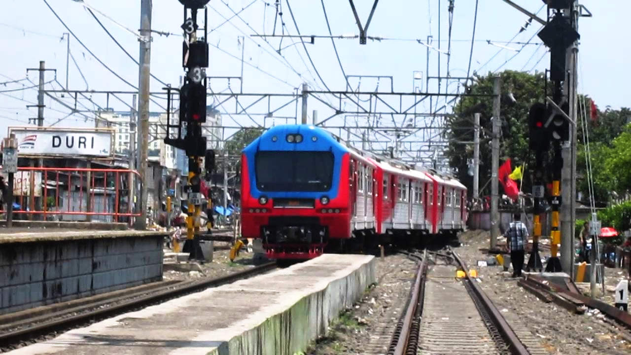 Arsip 76R: KRL Holec AC