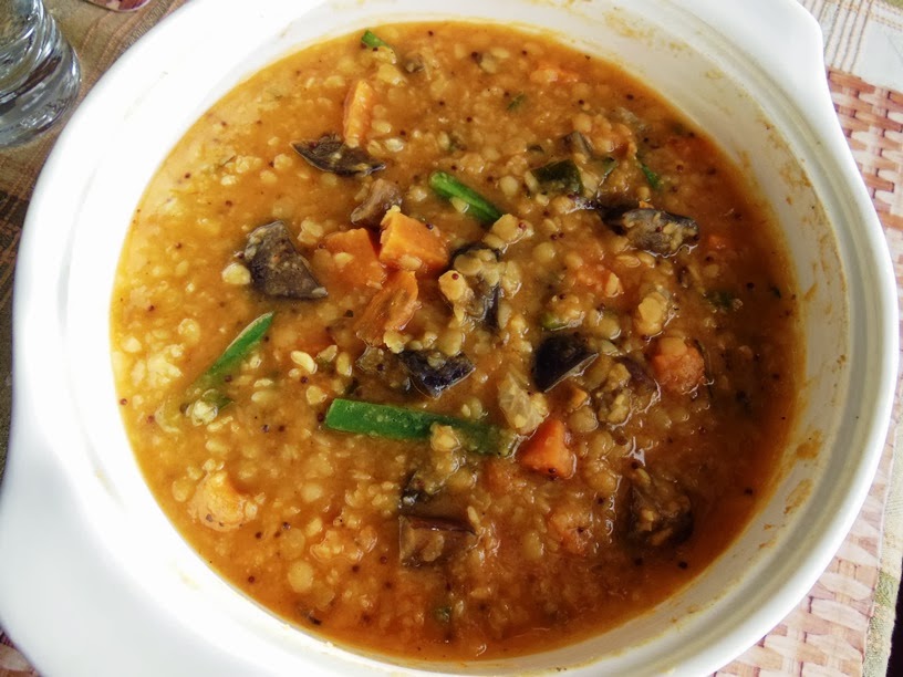 Chumkie's Kitchen : Toor Dal with Vegetables - Simple Sambar
