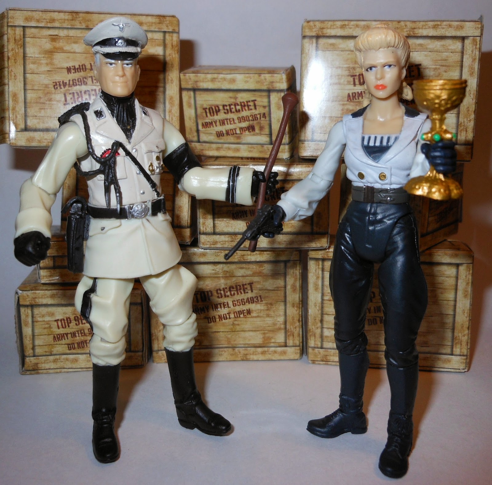 Figuras de Acción A Go-Gó: COLONEL VOGEL & DR. ELSA SCHNEIDER (INDIANA ...