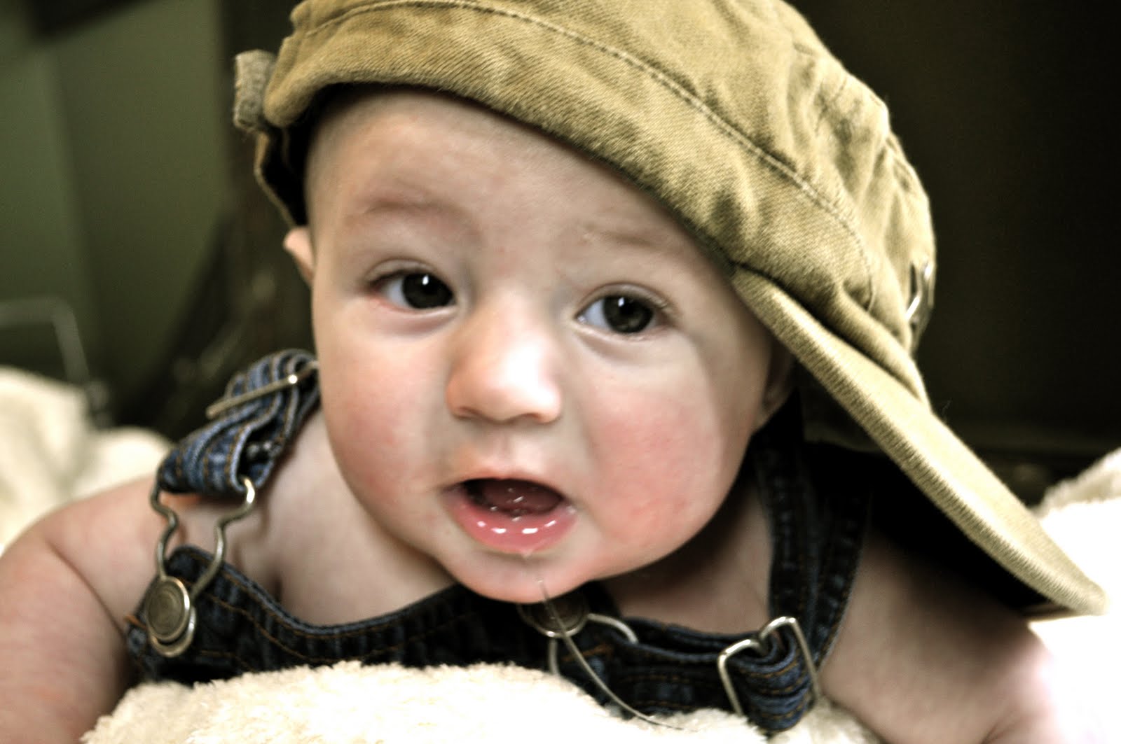 carrie harris photography: Four month old photo shoot