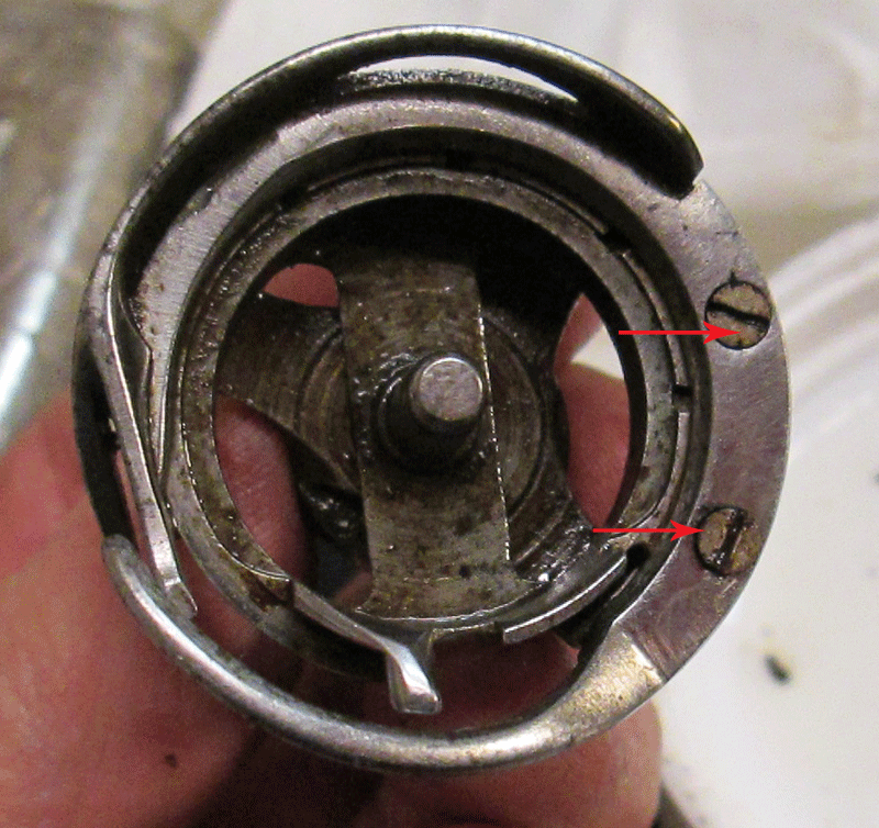 My Sewing Machine Obsession: Singer 115 HOOK