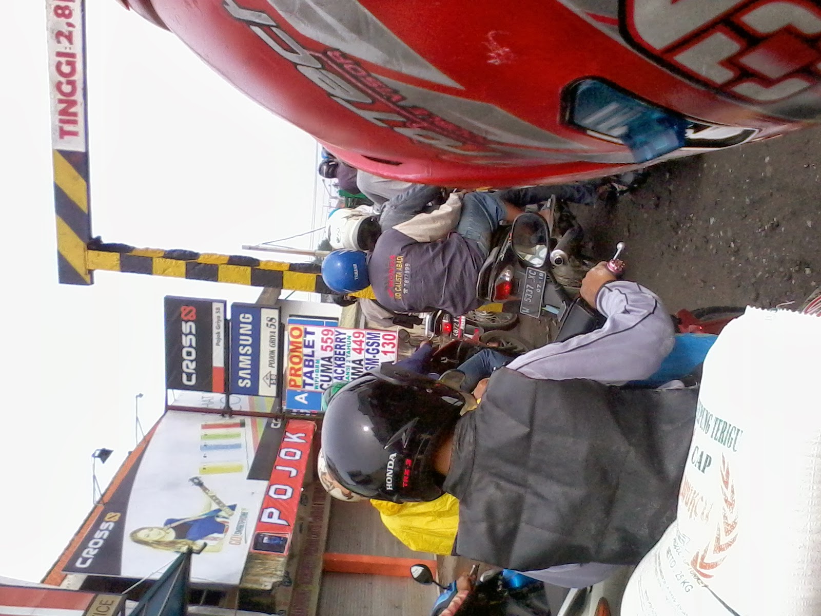 T - RECK ( Tiger_e Cah Kediri ): Jlan jalan ke surabaya naik bis & ojek