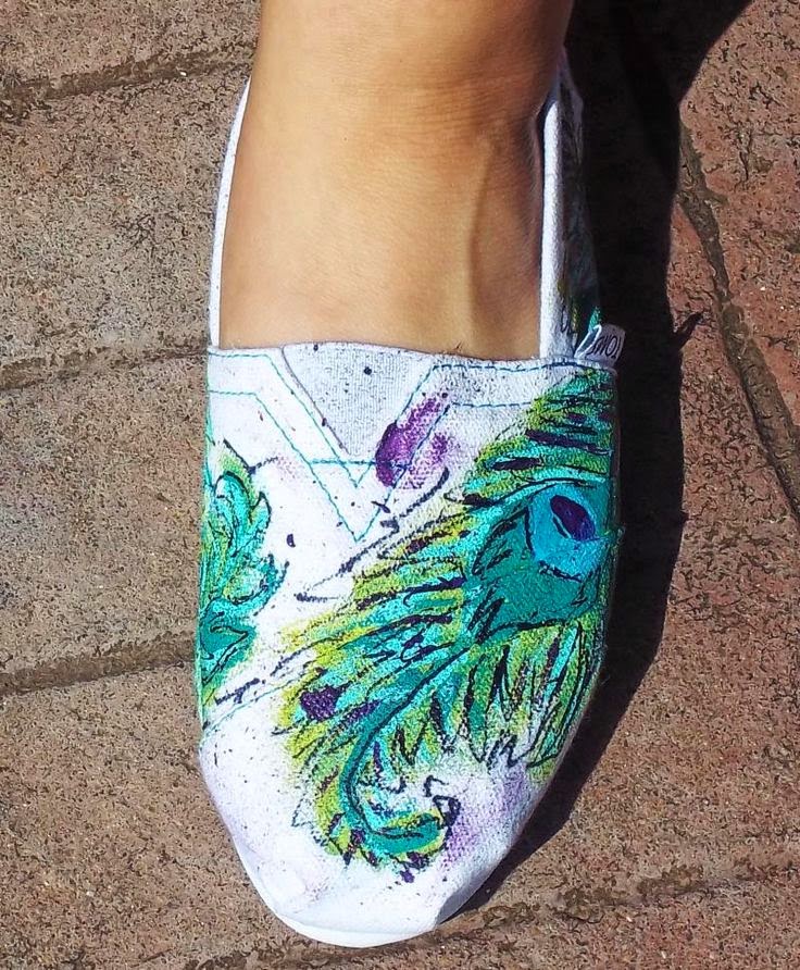 Memanfaatkan Barang Bekas Menjadi Bernilai: Membuat Sepatu Lukis Yang ...