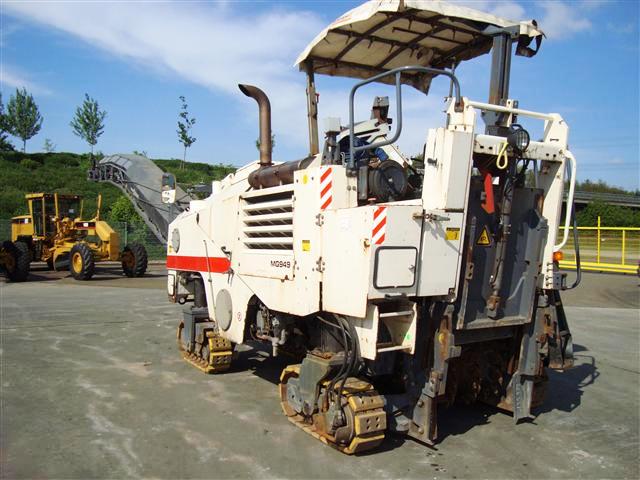 Freze de asfalt Wirtgen 1000 second hand An 2003 PRET 89.900 Euro