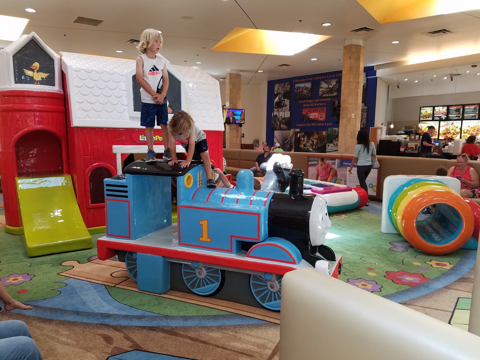 Play St. Louis: South County Center Indoor Playground, Mehlville