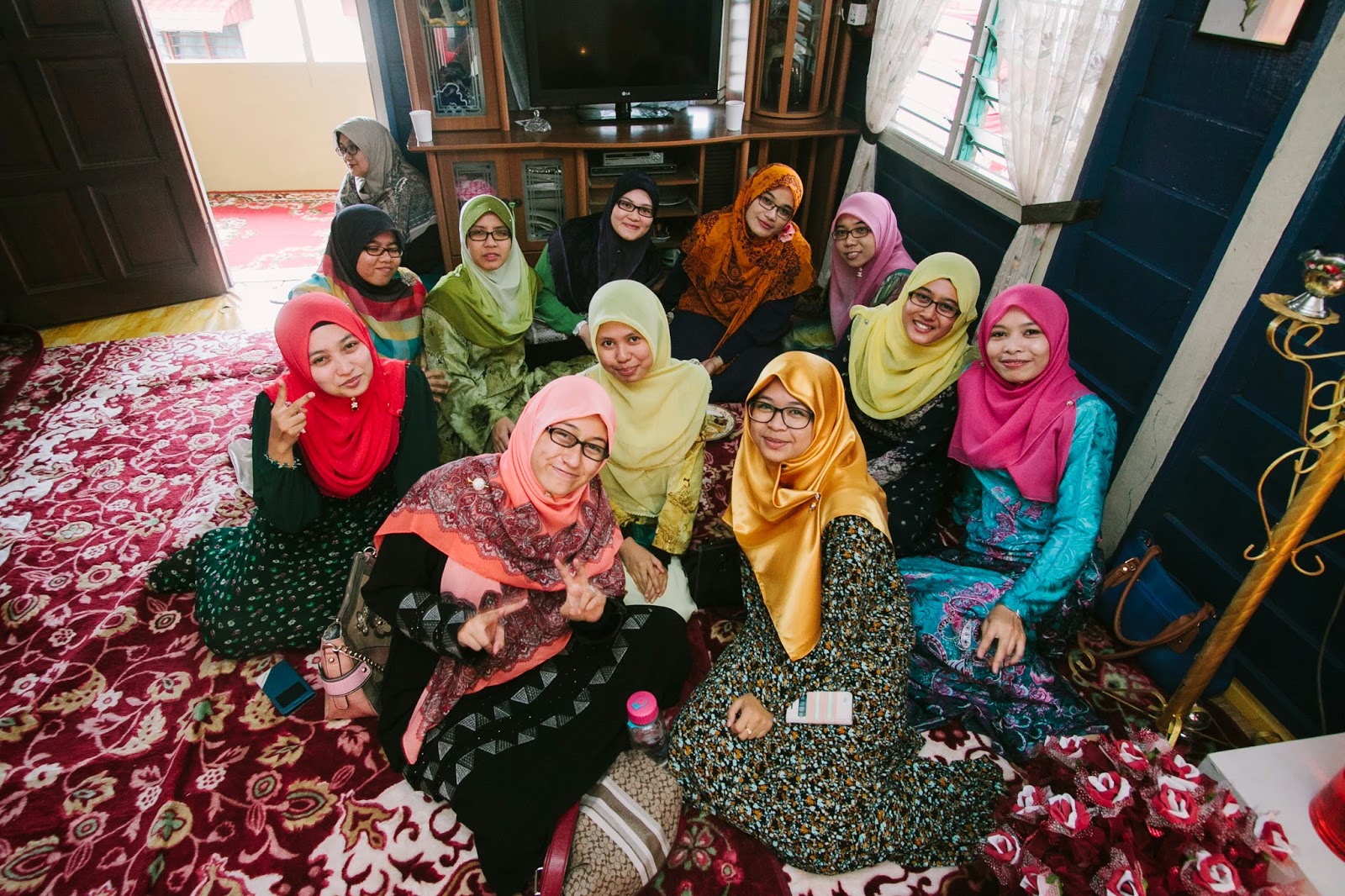 sebutir MUTIARA putih yang terus bersinar.