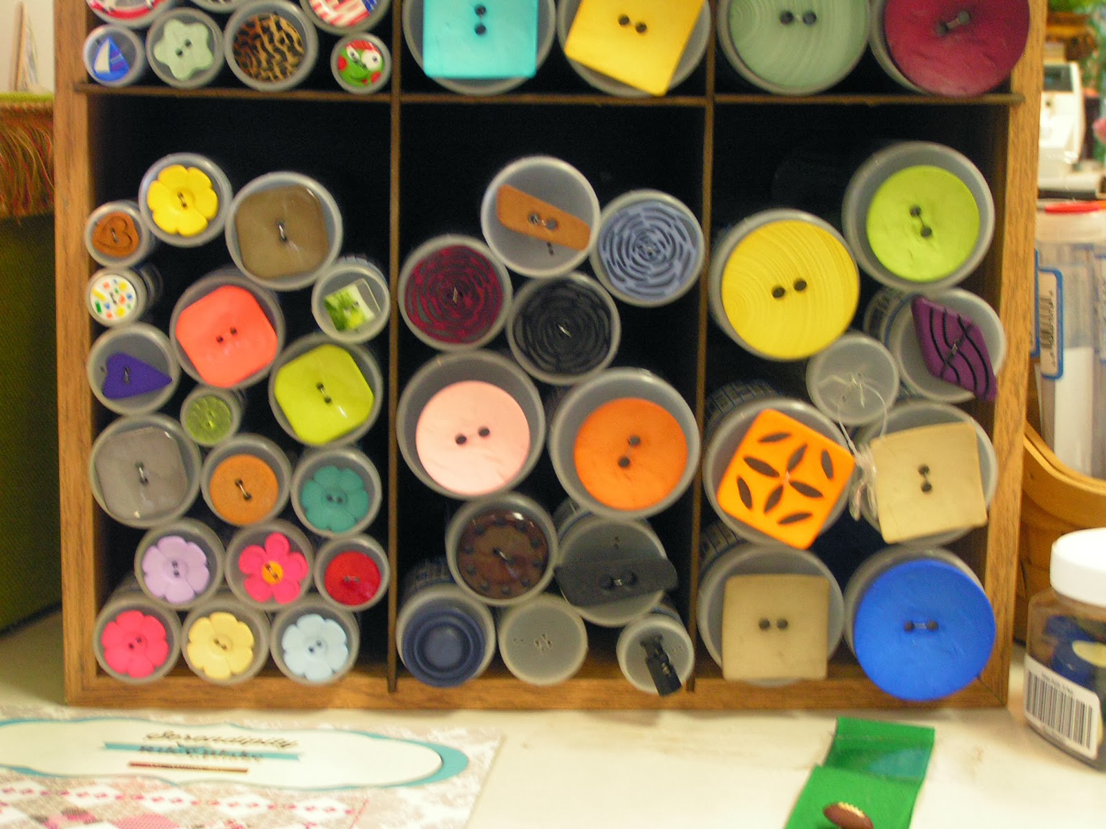 Tatting with Buttons | Knotting Around Town