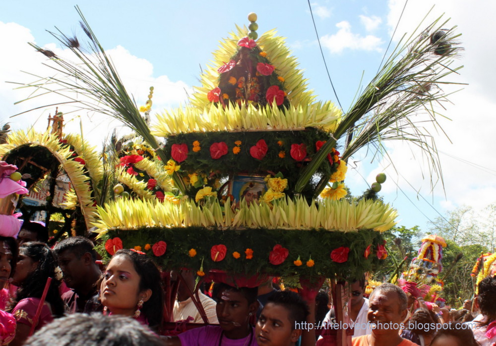 Red Needle's Tropical Passions: Sittirai Cavadee in Mauritius