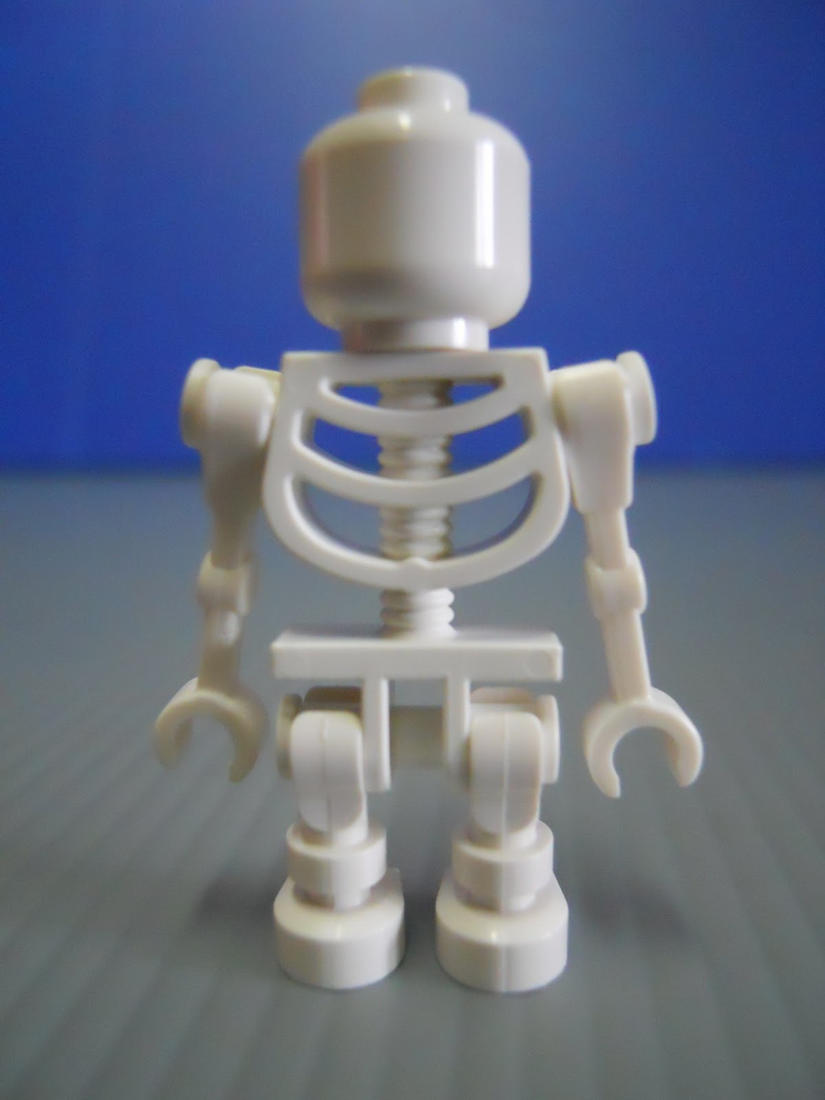 Dexters Diecasts (DexDC): LEGO Minifigure ~ Skeleton