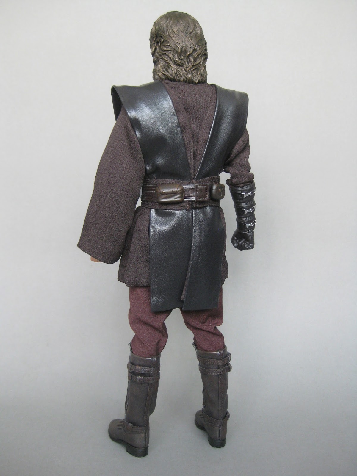 deSMOnd Collection: Hot Toys 1/6 "Anakin Skywalker" in ROTS