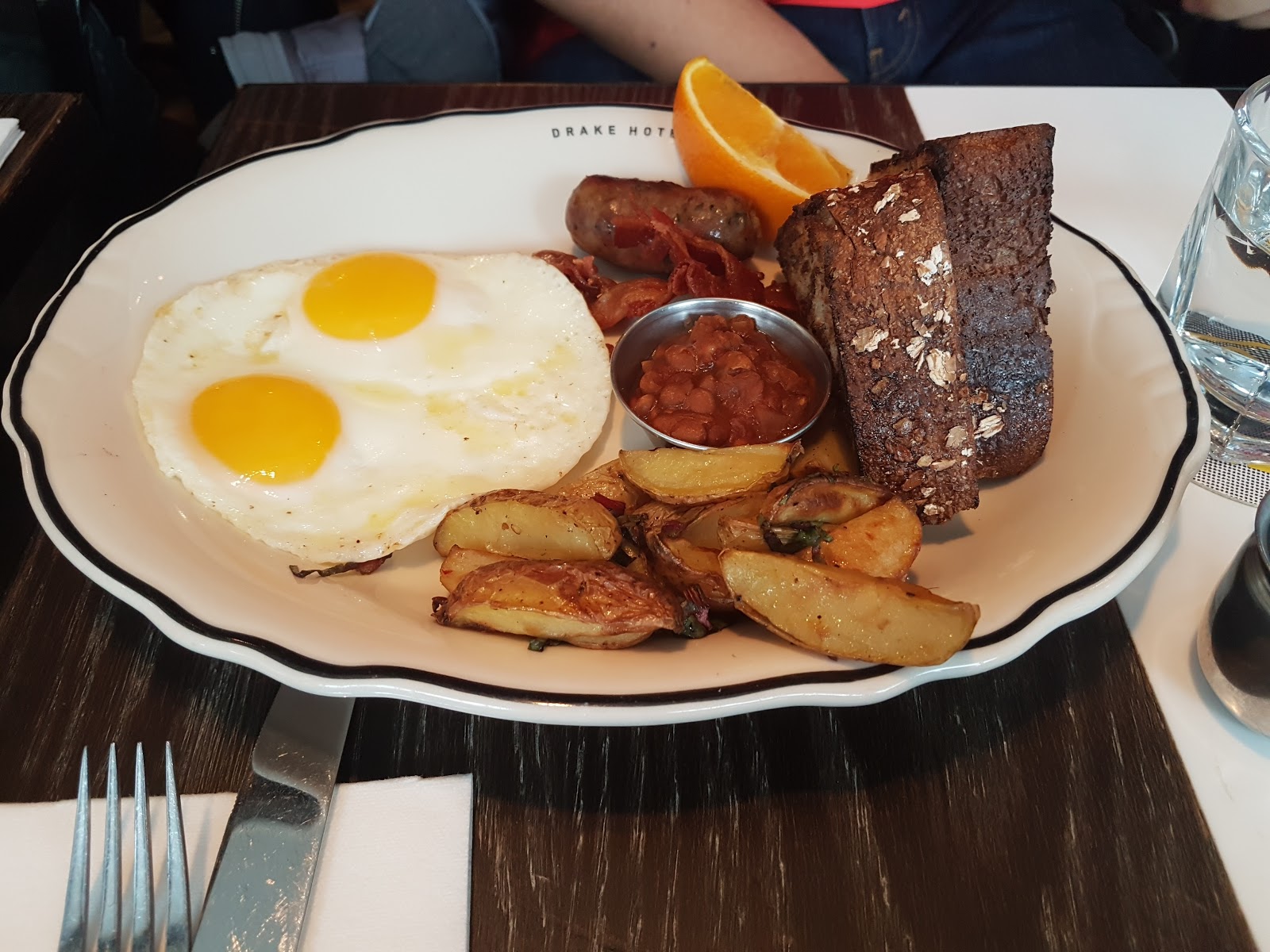 Peachgirl's food diary: The Drake Hotel