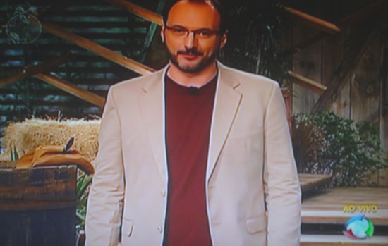 HIPERSESSÃO : Britto Jr. sai de 'A Fazenda'