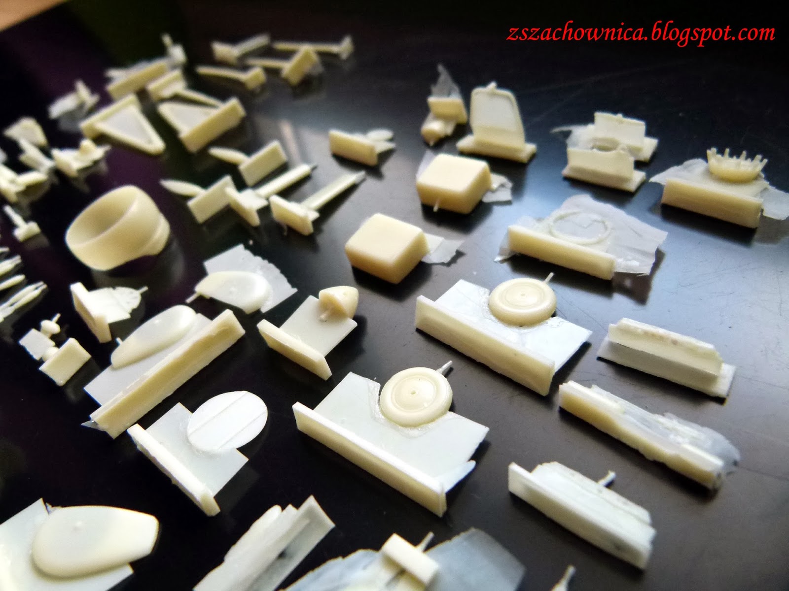 Modele z Szachownicą: Recenzja zestawu # 4 (PWS-19 Choroszy Modelbud)