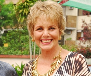 Entre Linhas: Irene Ravache Nas Entre Linhas