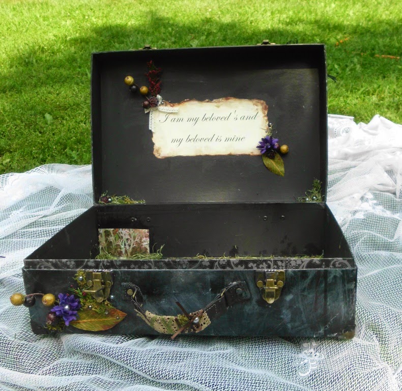 Bridal Delite: Wedding Card Box Suitcase: Woodland, Outer Space Themed ...