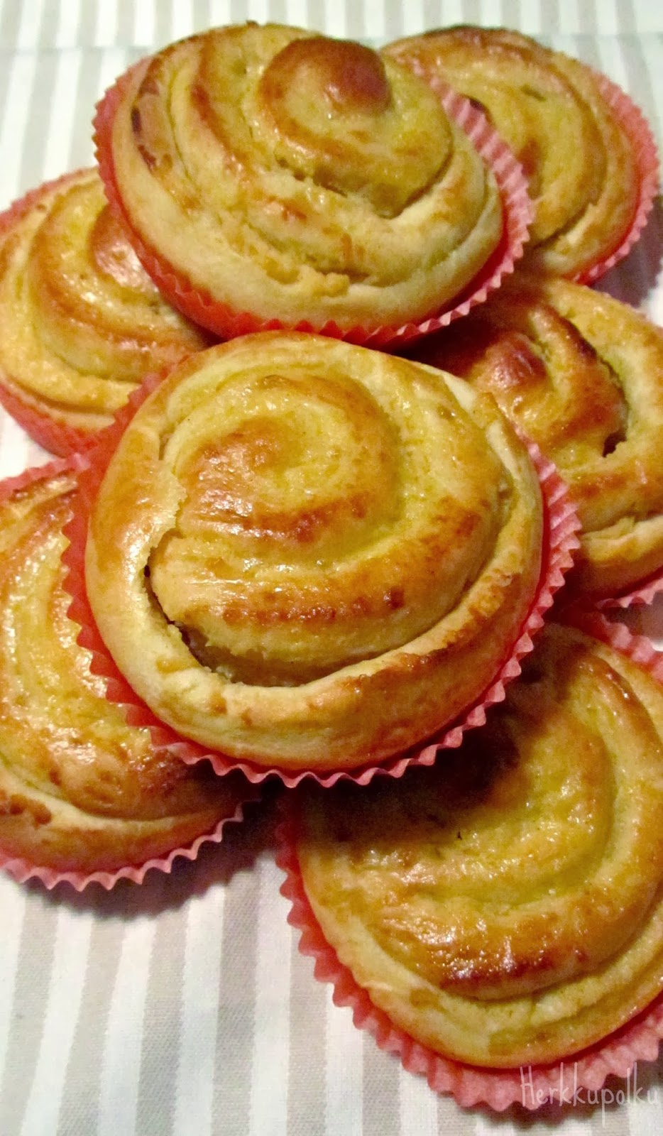 Herkkupolku: Dallaspullat