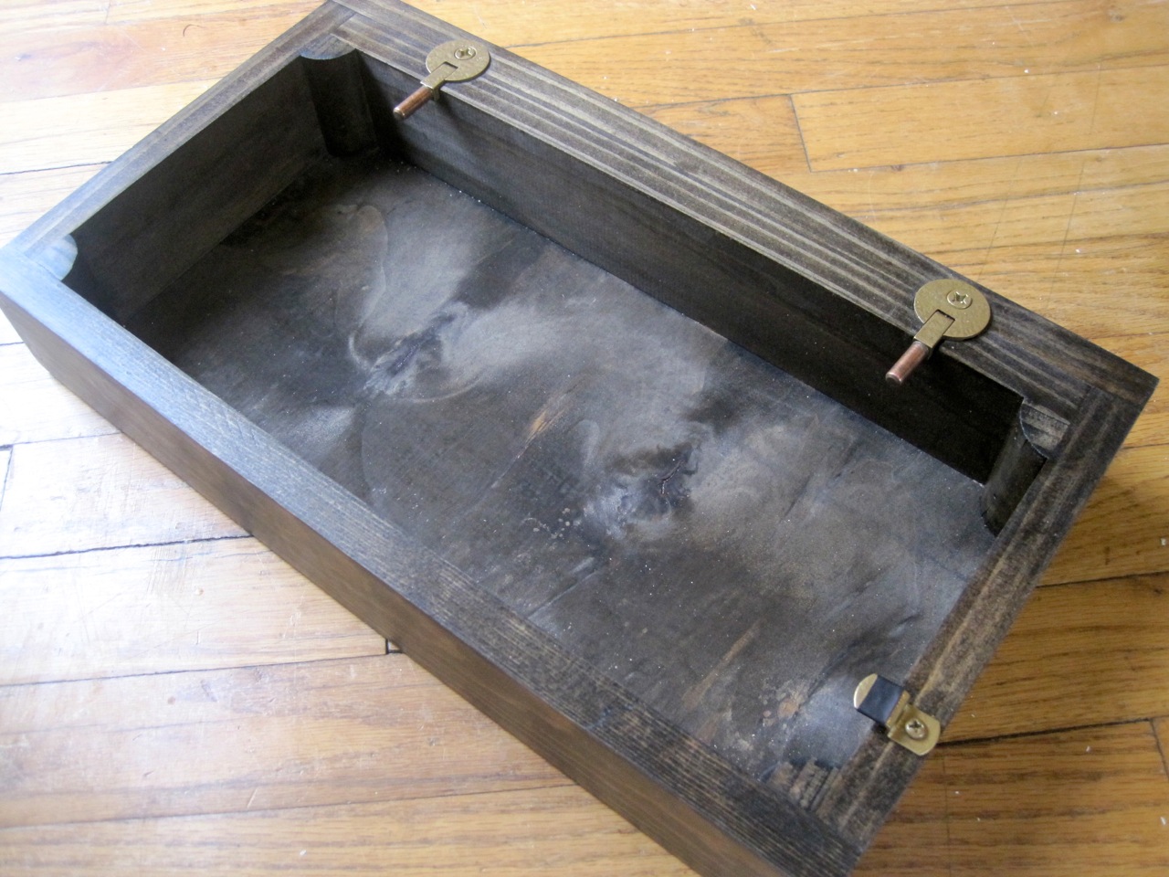 The Project Lady - Singer Sewing Machine Wood Base Tutorial