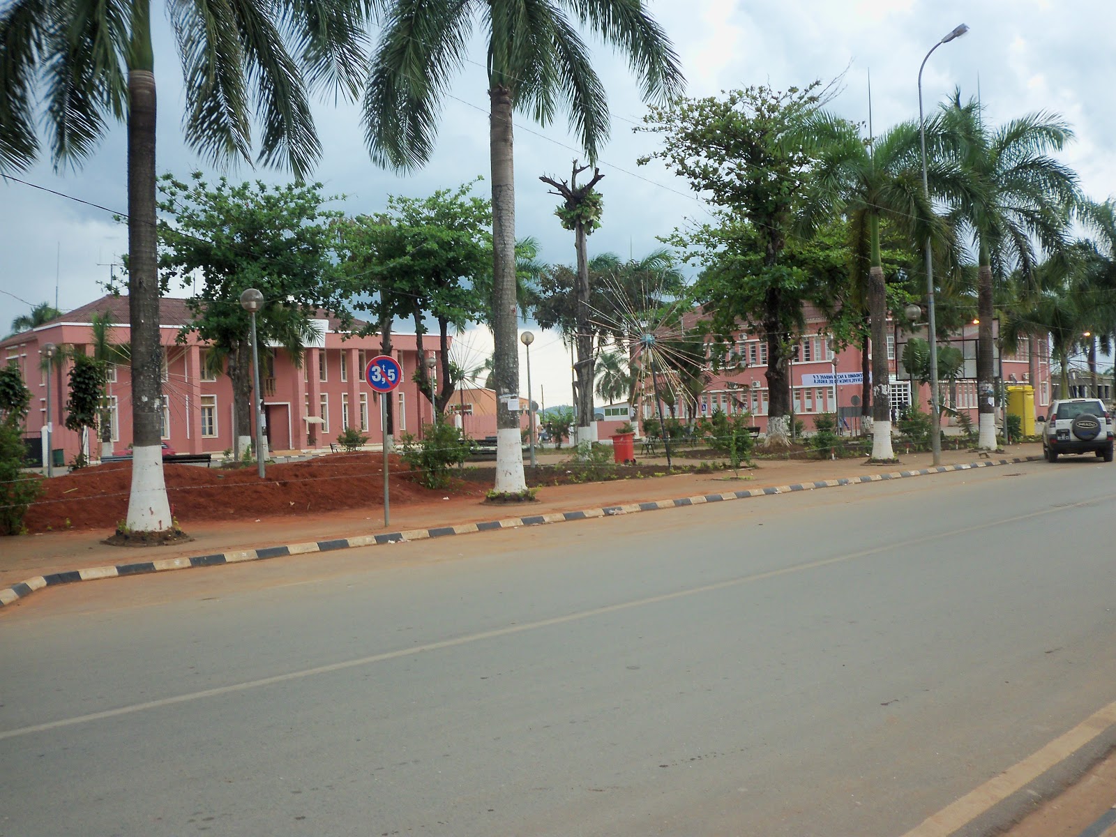 CART 3451 - LUCUNGA - ANGOLA: Uíge, hoje-7
