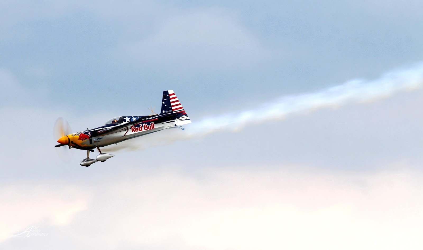 The Aero Experience: EAA AirVenture Oshkosh 2016: Airshow Performers ...