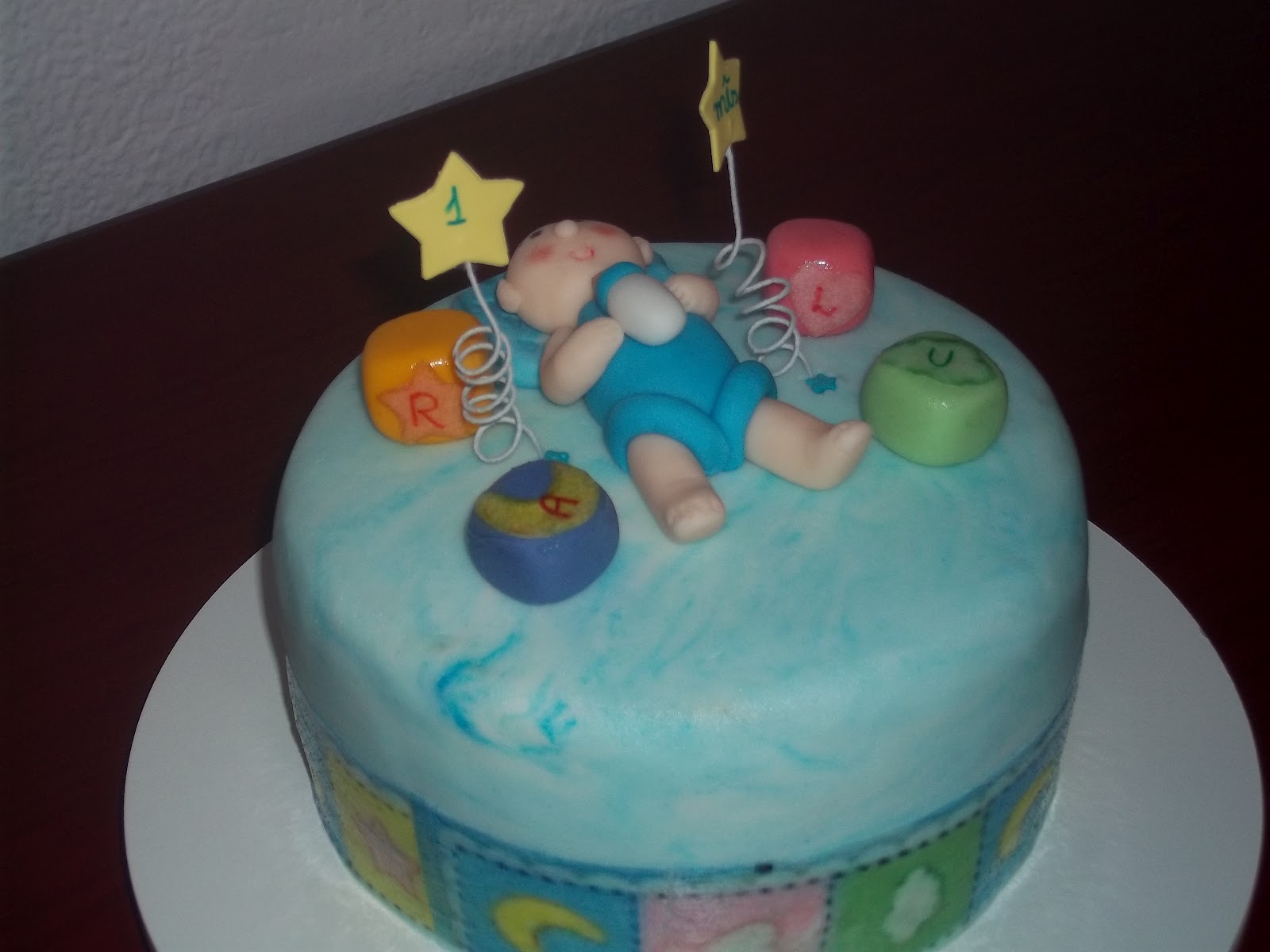 "MARGARIDA BOLOS ARTÍSTICOS".: Bolo Bebê nas Nuvens.