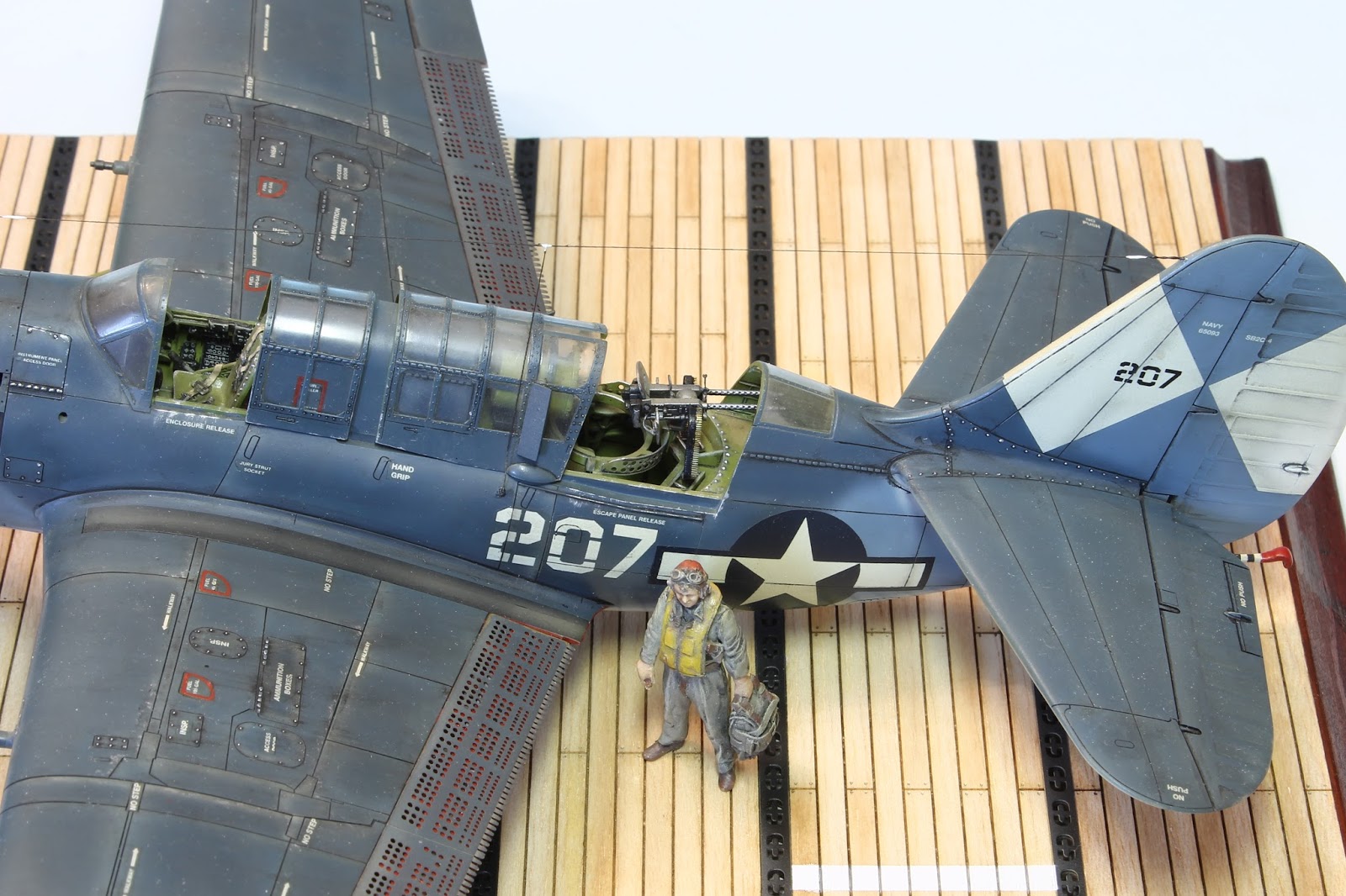 Istvan Michalko's scale models: Curtiss SB2C-4 Helldiver - 1/48 scale