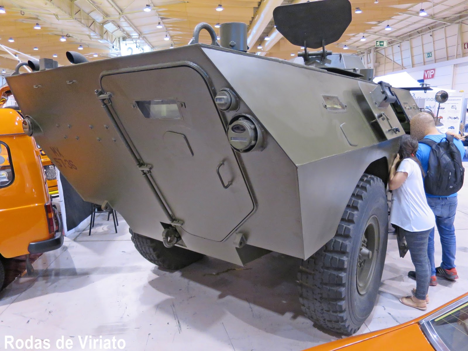 Blindado Chaimite V-200 - Salão Motorclássico 2017 (1/2)