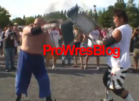 ProWresBlog: BJW - Flaming Boards, Barb Wire - Shadow WX vs Abdullah ...