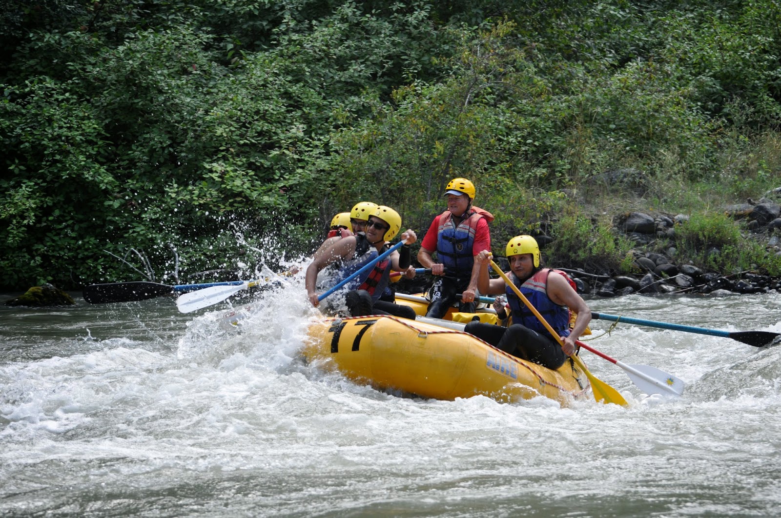 Rafting in Tieton: Part 2 - Ananya Tales