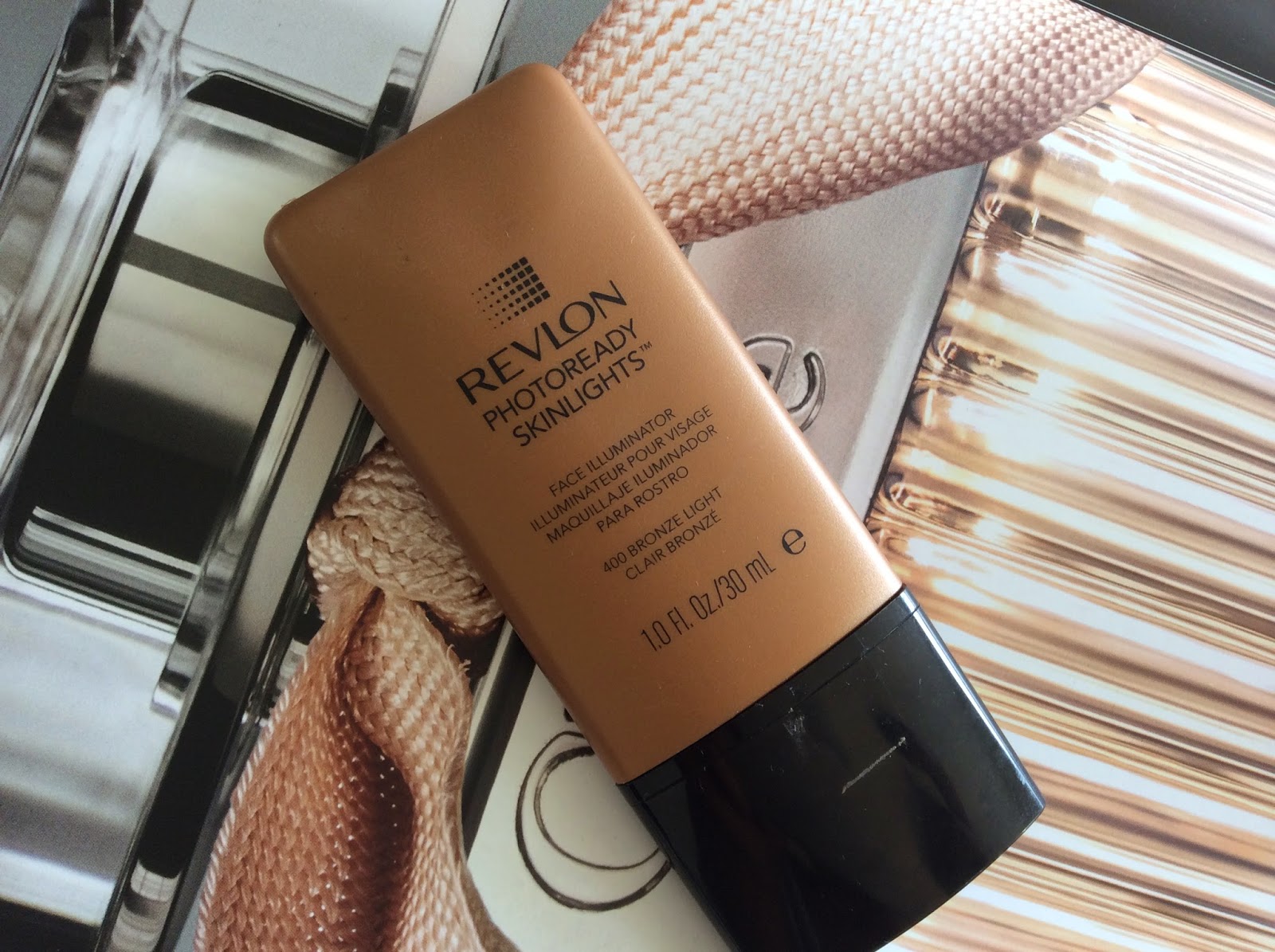 Revlon Photoready Skinlights in Bronze Light | DIVYA THOMPSON