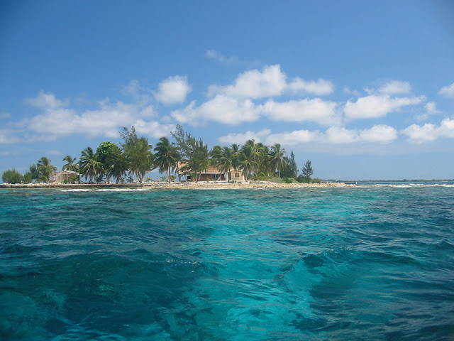 hidden-gem-travel: LITTLE CAY. HONDURAS