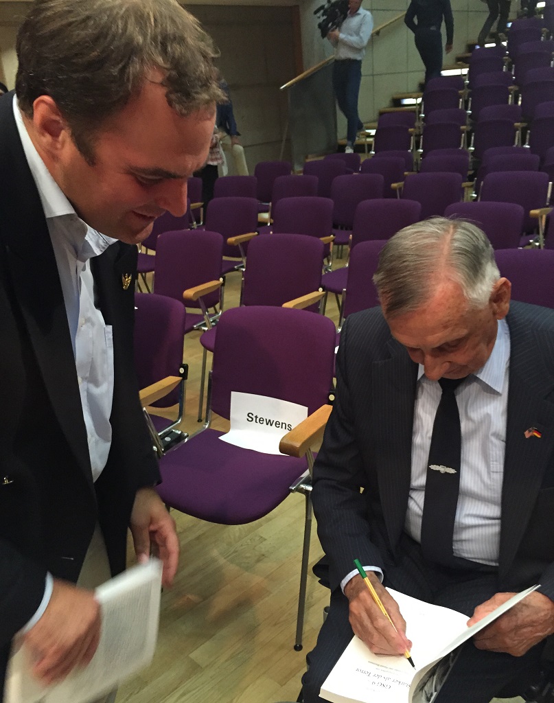 STRATEGIE & TECHNIK: Bemerkenswerte Biographie - Ulrich K. Wegener ...