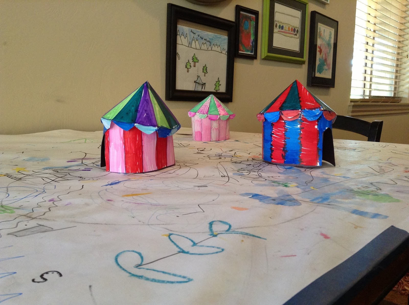 Rachel's Art School for Kids: cIrCuS tEnTs
