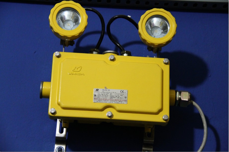 Supplier Electrical Explosion Proof Indonesia: Lampu Warom Mata Kucing ...