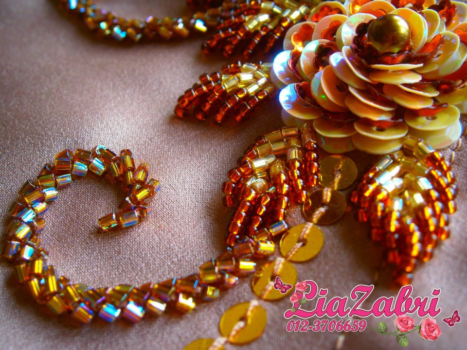 Sulaman Manik LiaZabri Golden Touch: Sulaman klasik manik & labuci