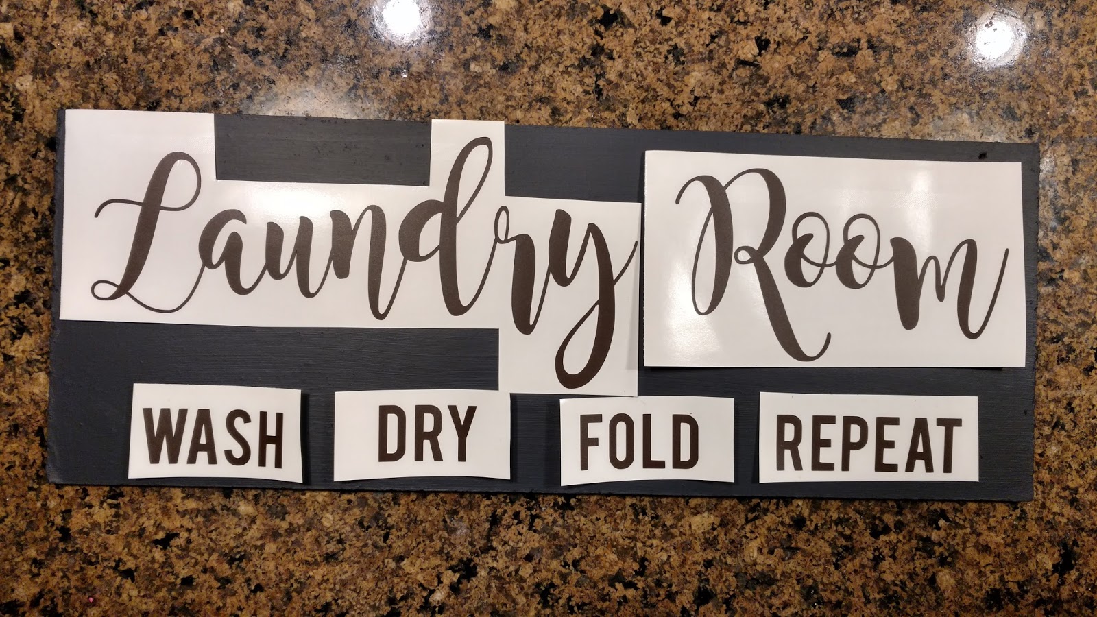 DIY Laundry Room Sign - Sunshine and Munchkins