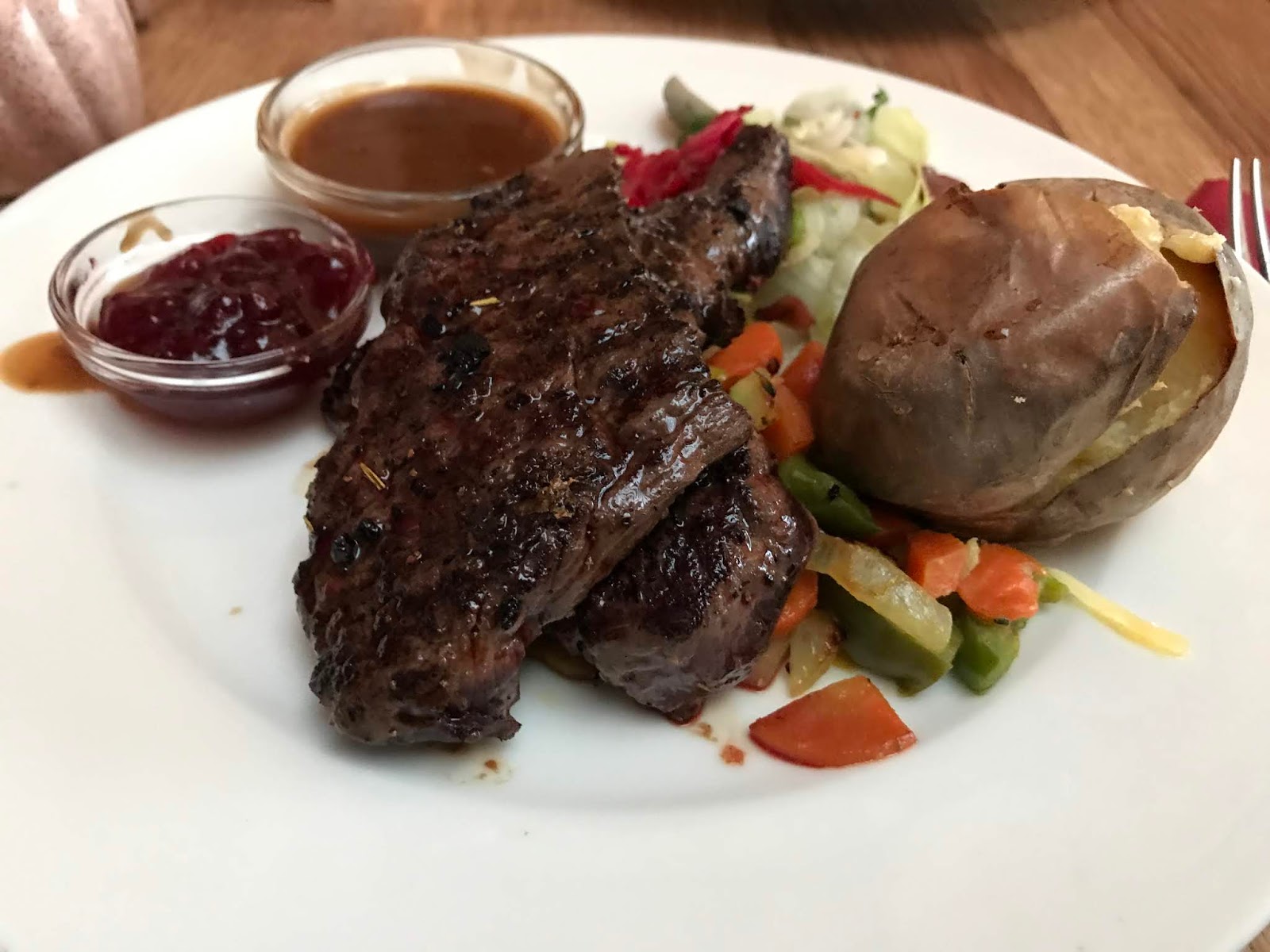 Caroline Loves Travel 貪玩辣車車: Iceland 冰島自駕遊：飲食篇 - Akureyri Bautinn ...