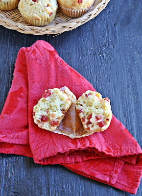 Versatile Vegetarian Kitchen: Tutti Fruity Muffins