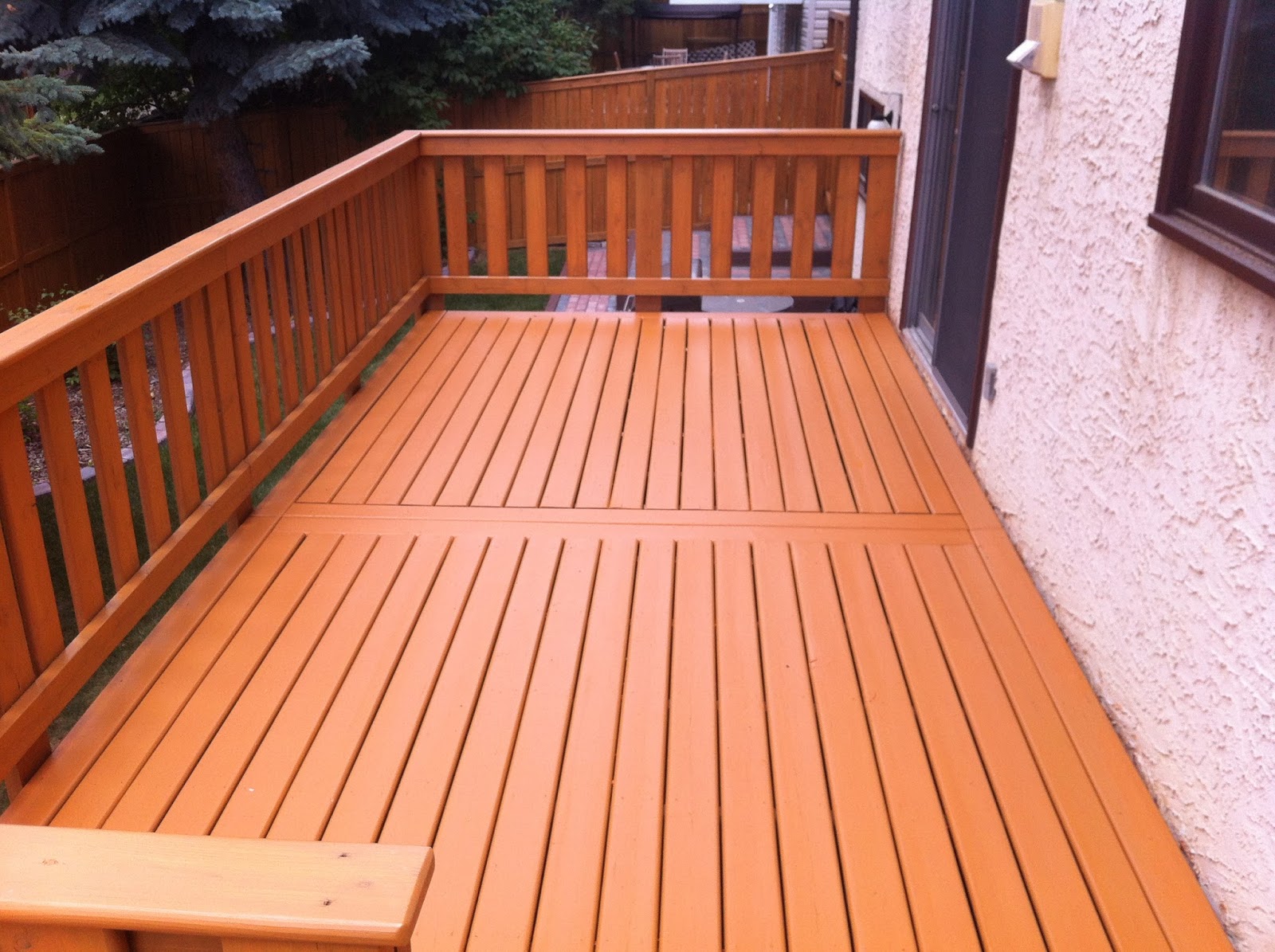 Illustrious Paint Works: Behr Natural Cedar Tone SemiSolid Deck