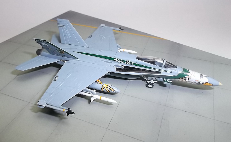 Thailandscale144: F/A-18C US.NAVY "CHIPPY HO!!" VFA-195' 96