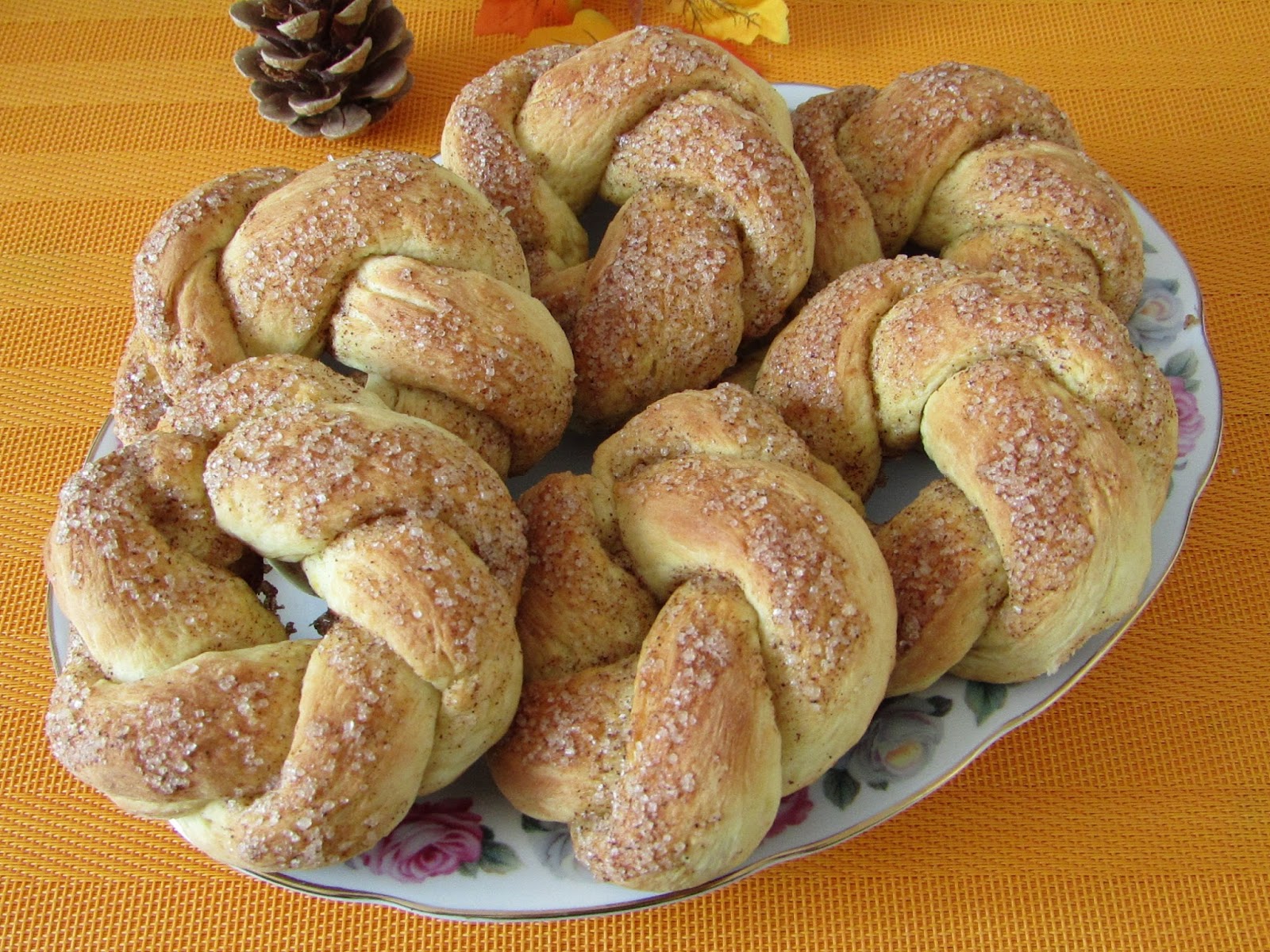 Tradycyjna kuchnia Kasi: Obwarzanki cynamonowe