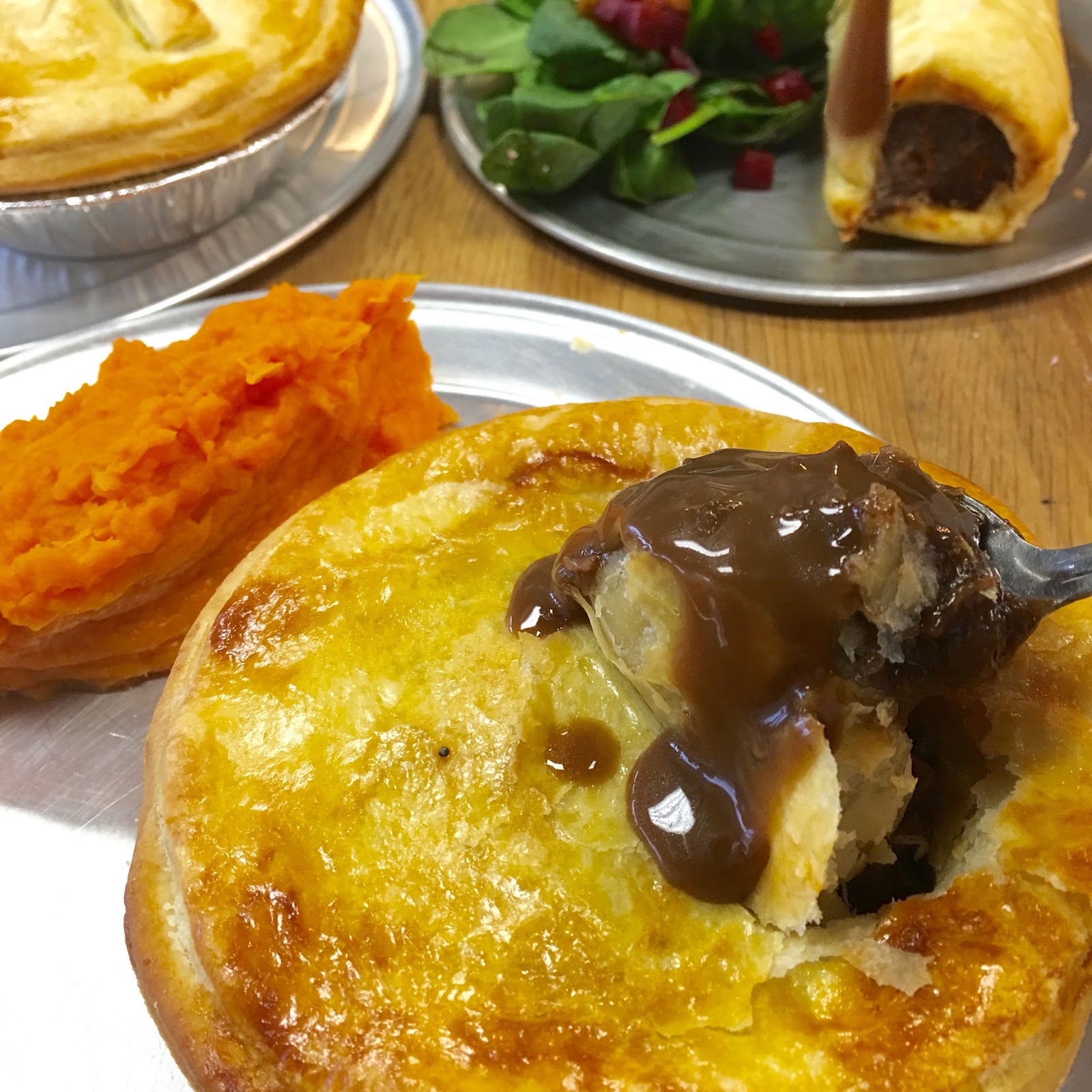 The Travel Writer's Wife: Waltzing Kangaroo Serves up Hot Meat Pies in ...
