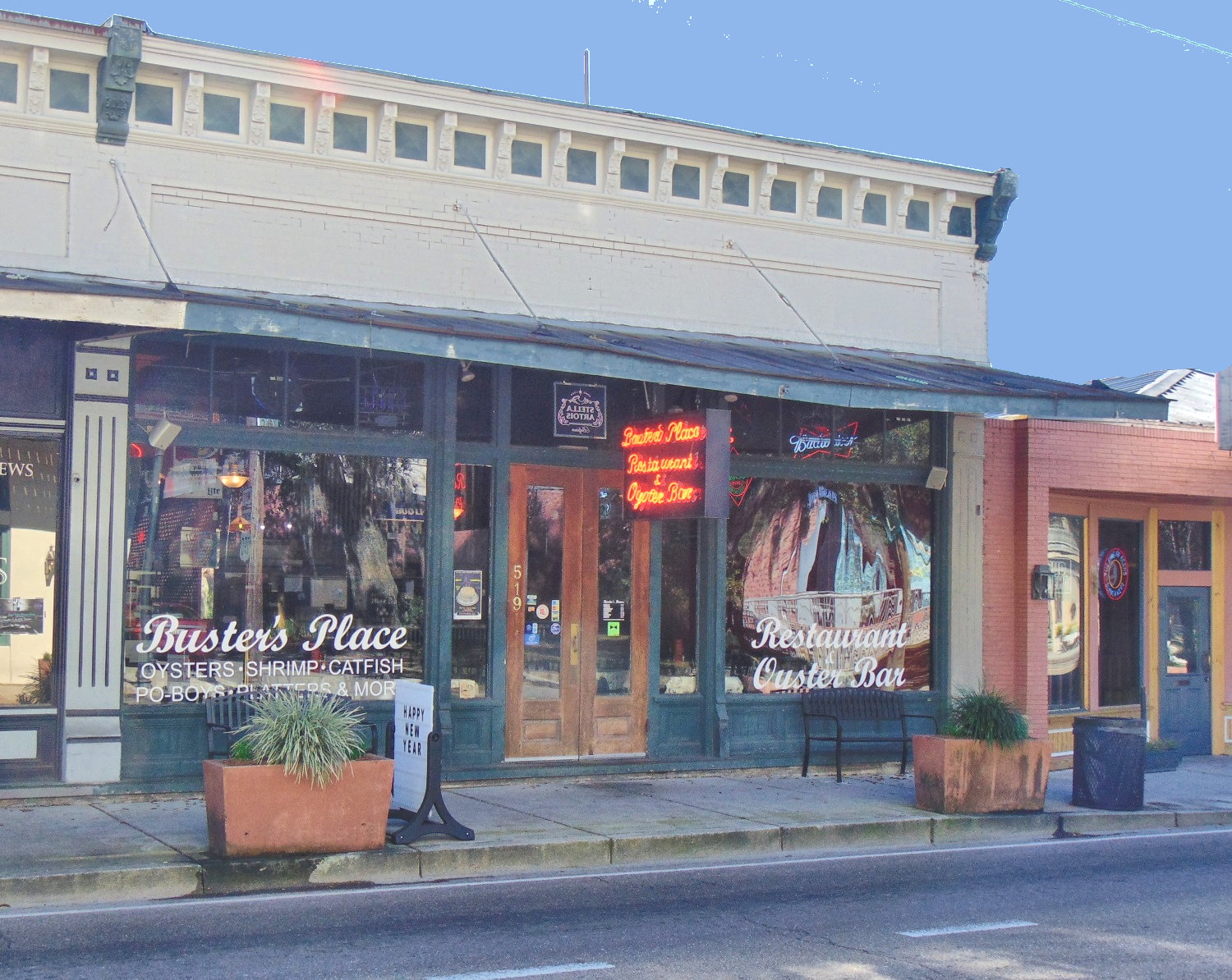 Covington Downtown: Photos from a Downtown Walk-Around