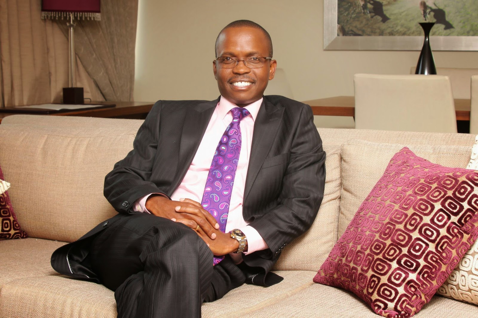 The African Millionaire: Dr Shingi Munyeza Zimbabwe Entreprenuer