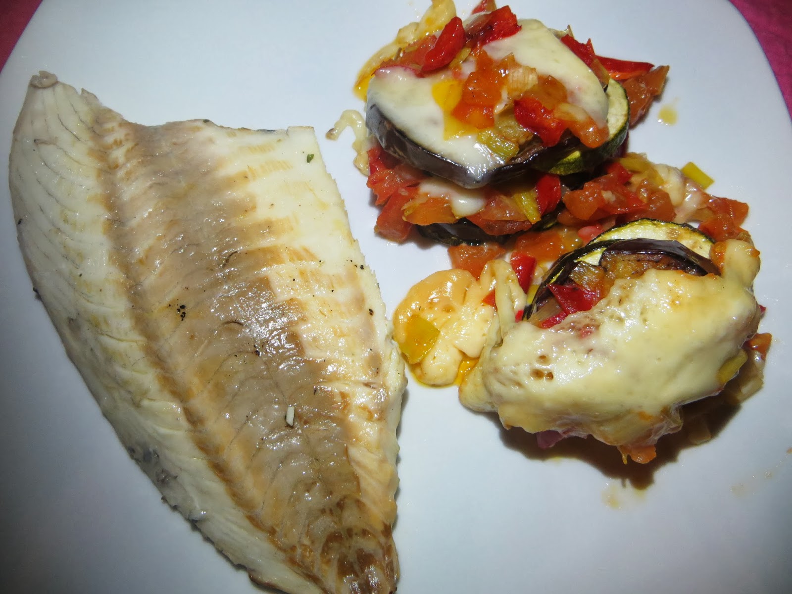 Su Delícia: Lirio com mil folhas de beringela courgette e tomate