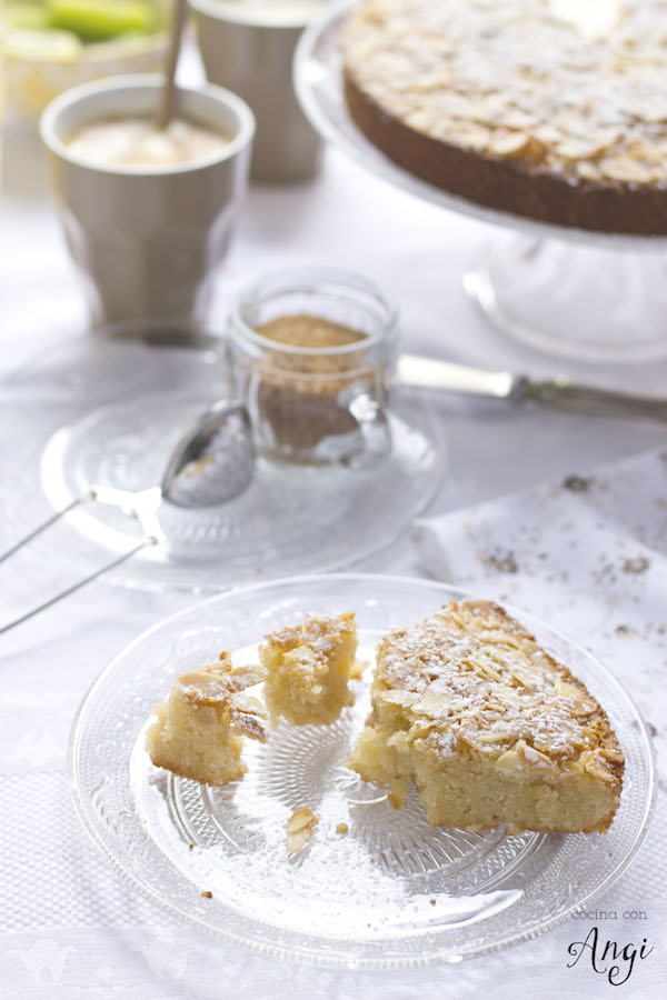 Cocina con Angi: Bizcocho de almendra y coco sin harina